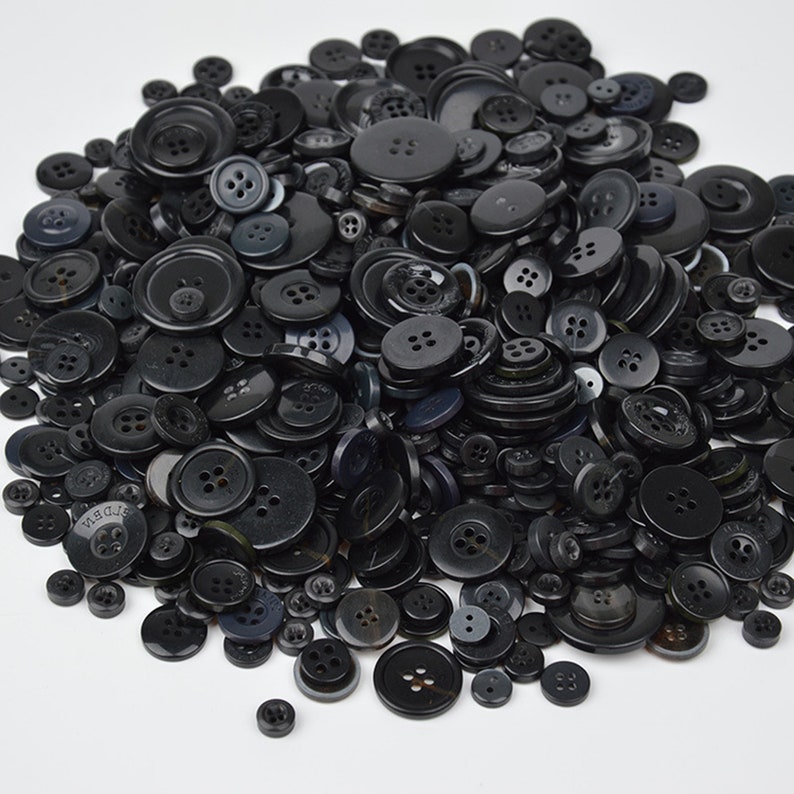 Small to Large Sewing Buttons Vintage Bulk Buttons Mixed | Etsy