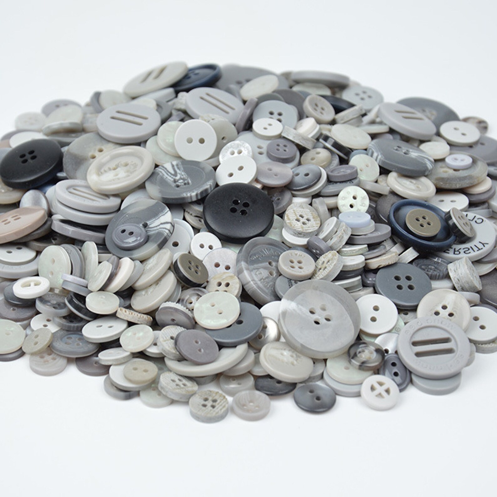 Small to Large Sewing Buttons Vintage Bulk Buttons Mixed | Etsy