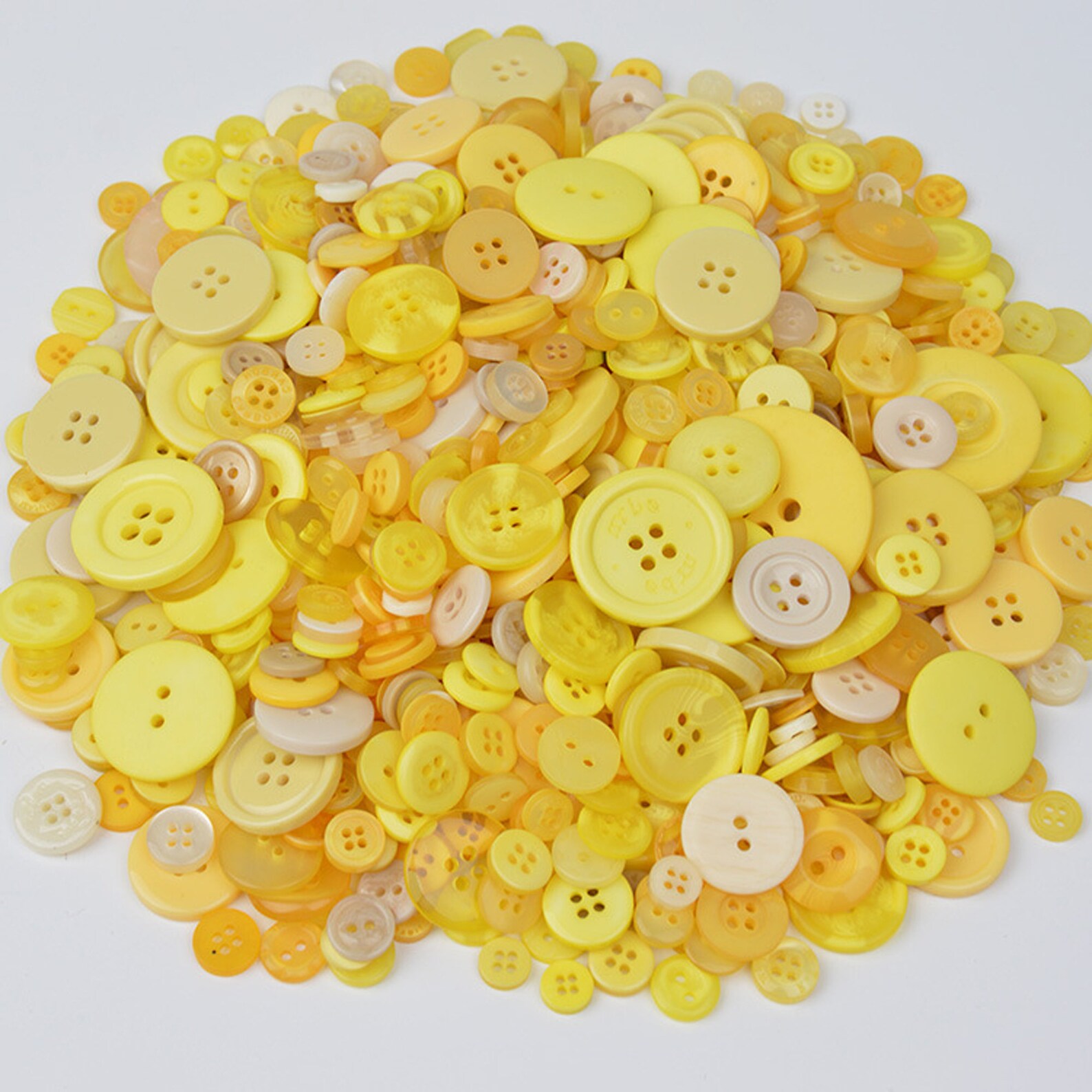 Small to Large Sewing Buttons Vintage Bulk Buttons Mixed | Etsy