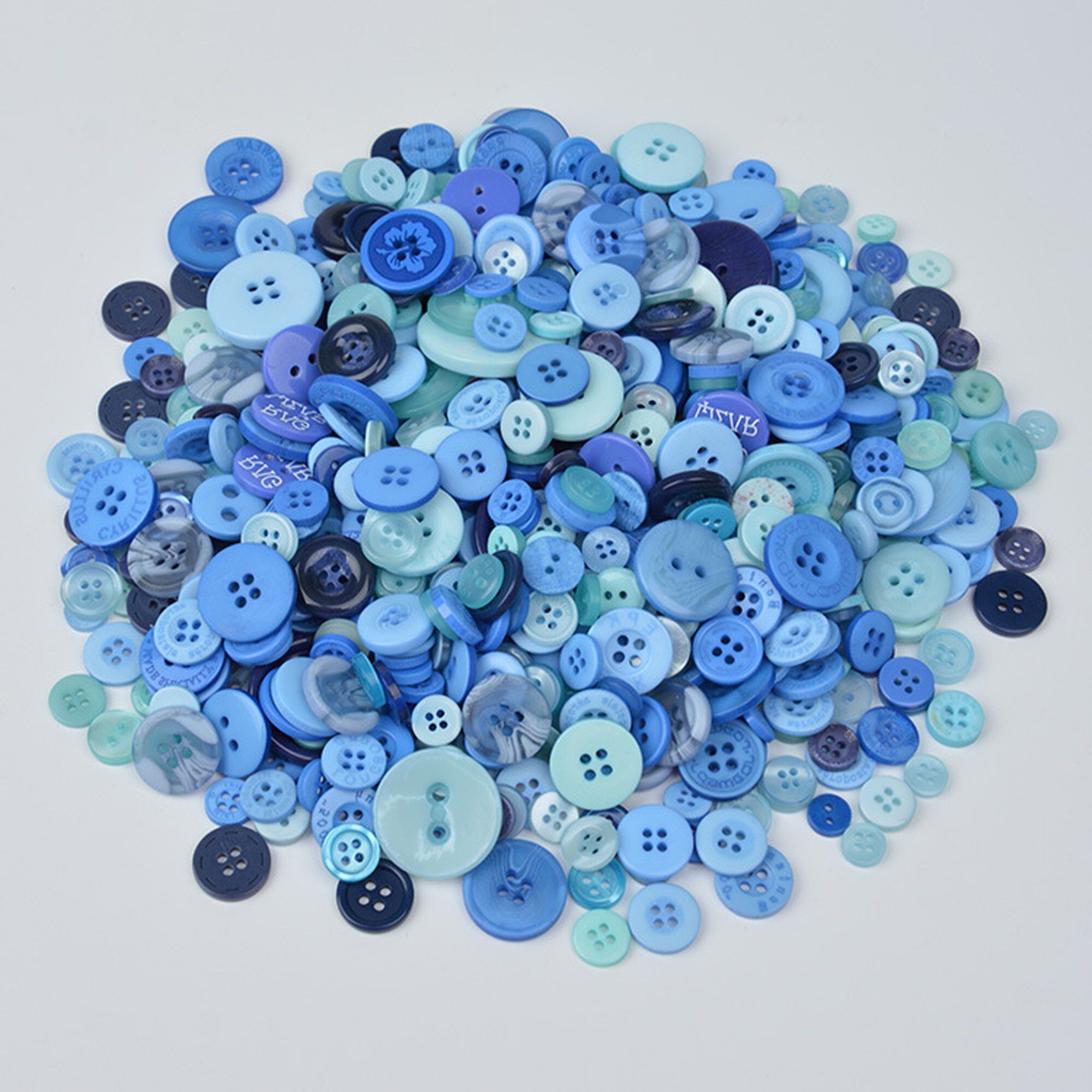 Small to Large Sewing Buttons Vintage Bulk Buttons Mixed | Etsy