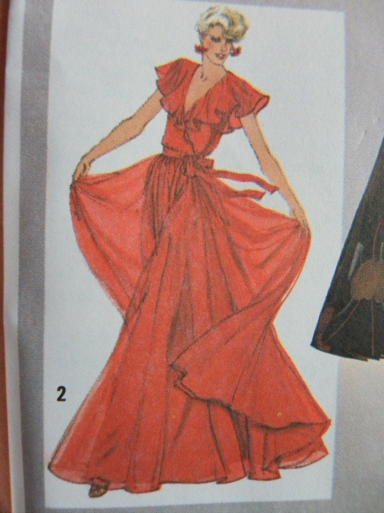 1980 Simplicity 9870 Sewing Pattern Ladies Sleeveless Dress Gathered ...