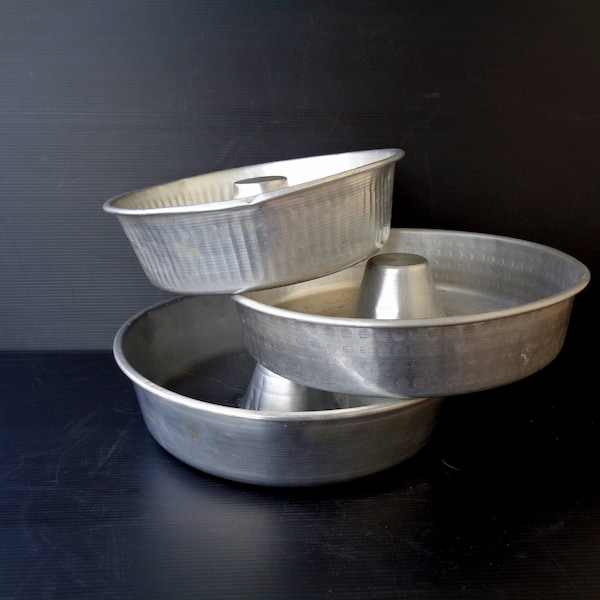 Vintage Bakeware - Etsy