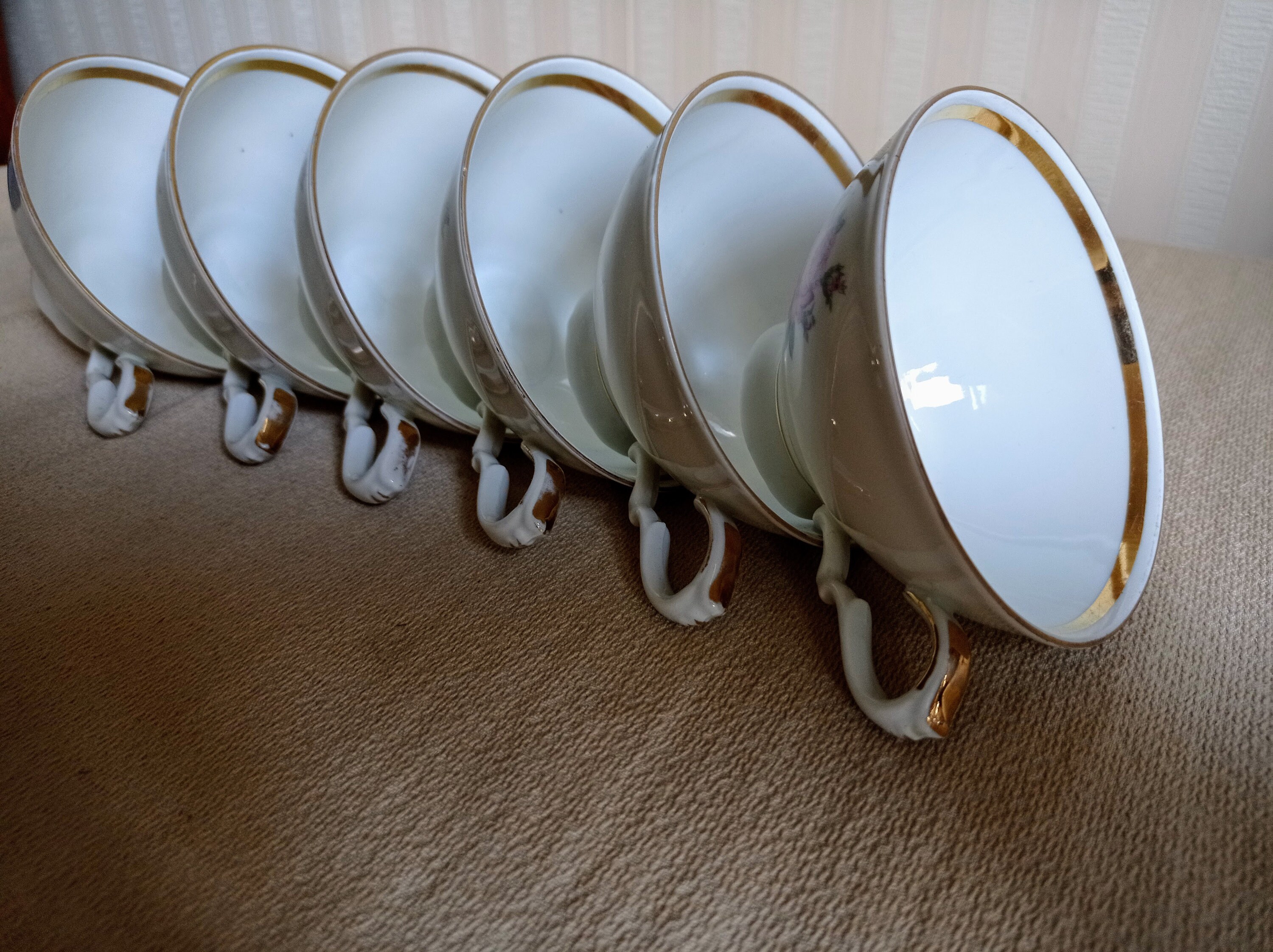 Vintage Porzellan Tee/Kaffee Tassen Set von KAHLA 6 Porzellan Teetassen mit Rosenmuster aus den ...