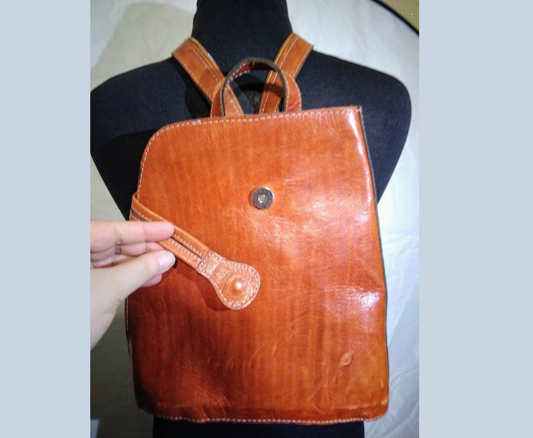 Branded Vintage kleine braune Leder Rucksack Tasche von LIBERTY London, Frau aus echtem Leder ...