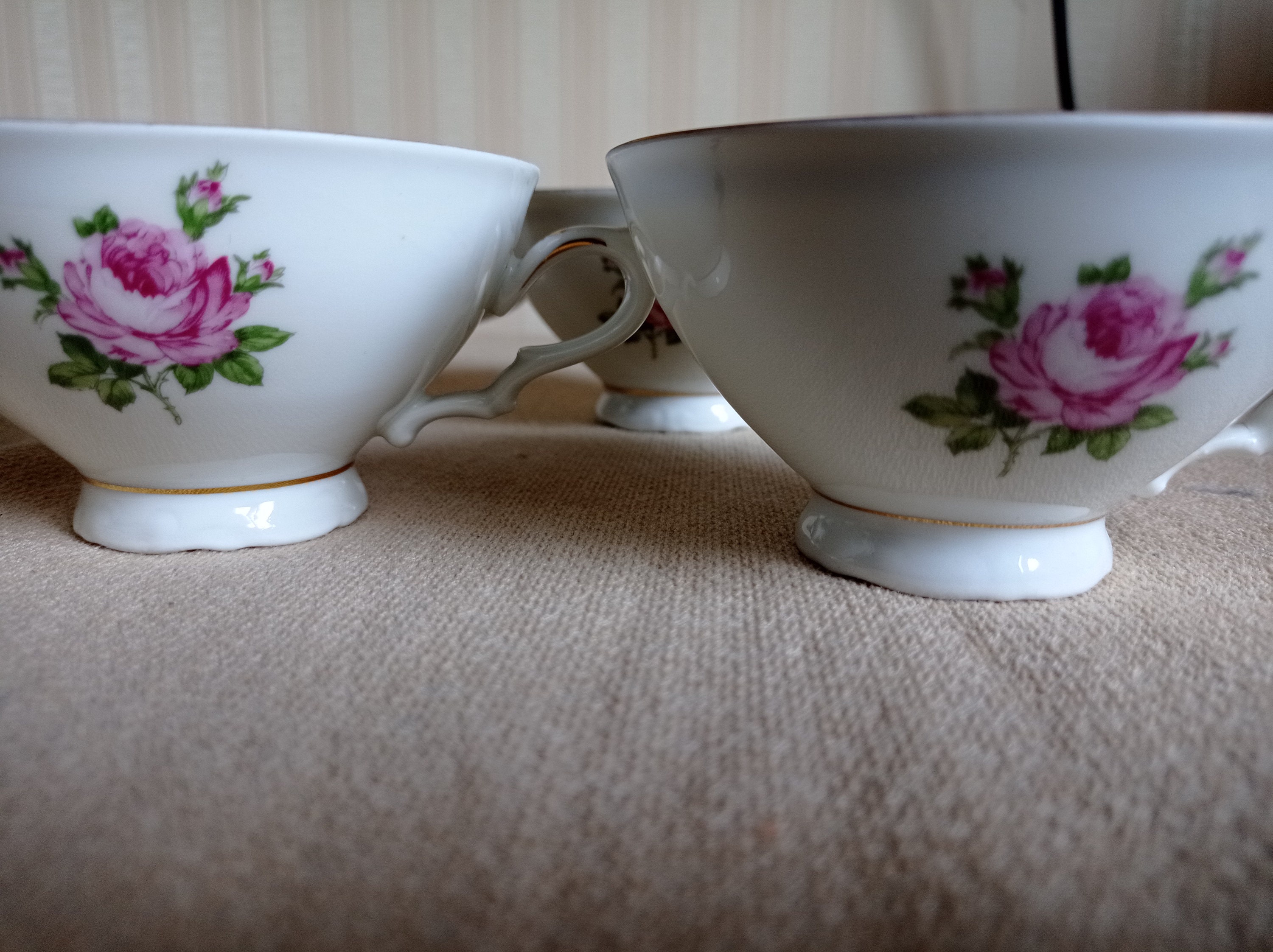 Vintage Porzellan Tee/Kaffee Tassen Set von KAHLA 6 Porzellan Teetassen mit Rosenmuster aus den ...