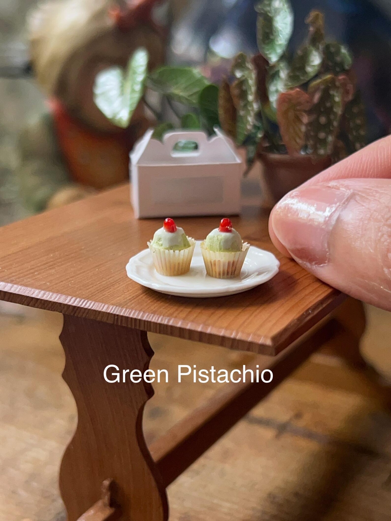 Miniature 1:12 Scale Cupcakes - Handmade Hyper Realistic Dollhouse Food ...