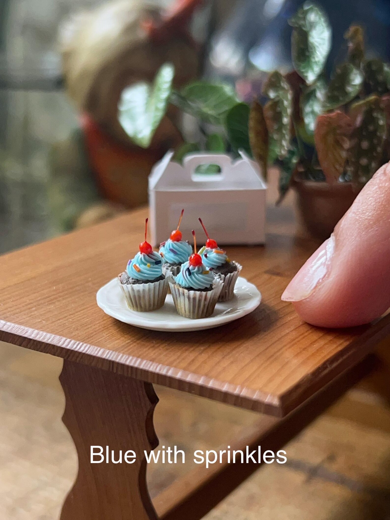 Miniature 1:12 Scale Cupcakes - Handmade Hyper Realistic Dollhouse Food ...
