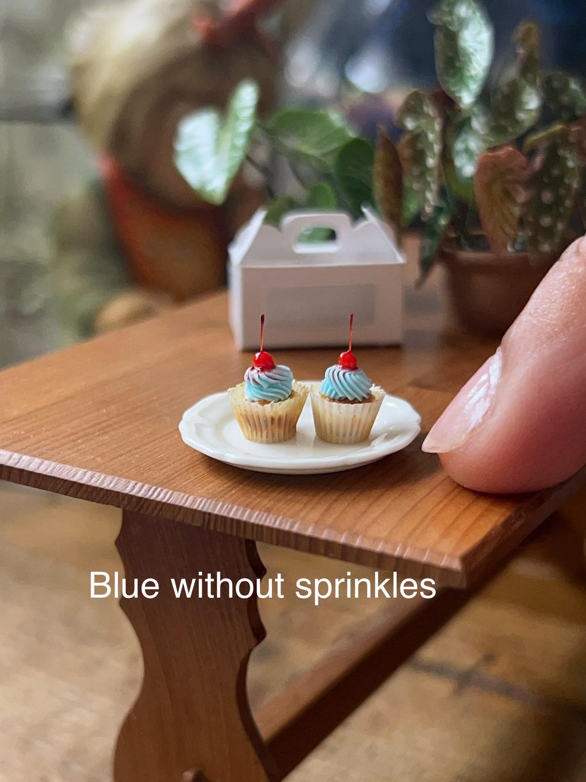 Miniature 1:12 Scale Cupcakes - Handmade Hyper Realistic Dollhouse Food ...