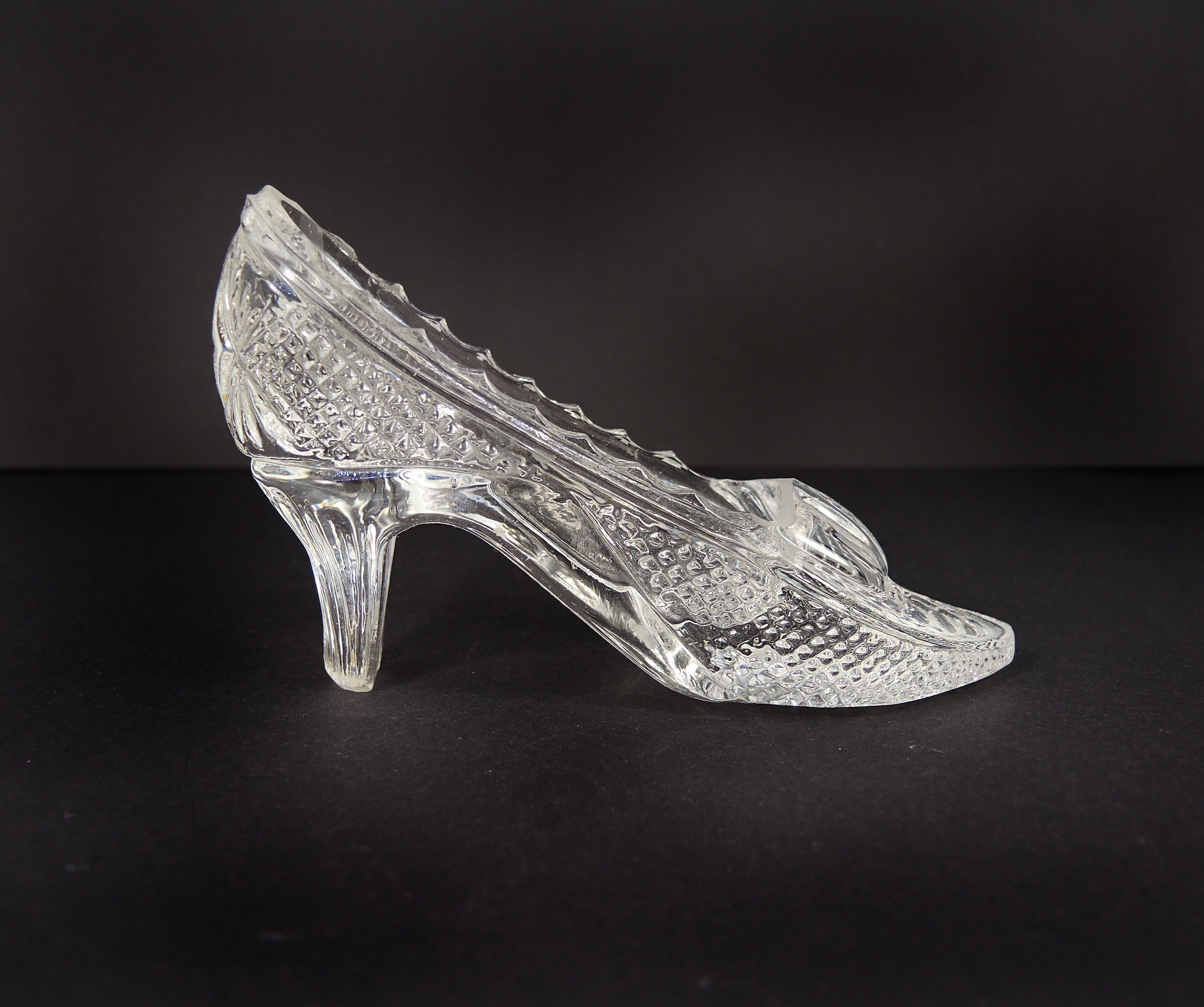 Small Crystal Slipper Vintage Glass Vase Cinderella Glass Shoe Cake ...