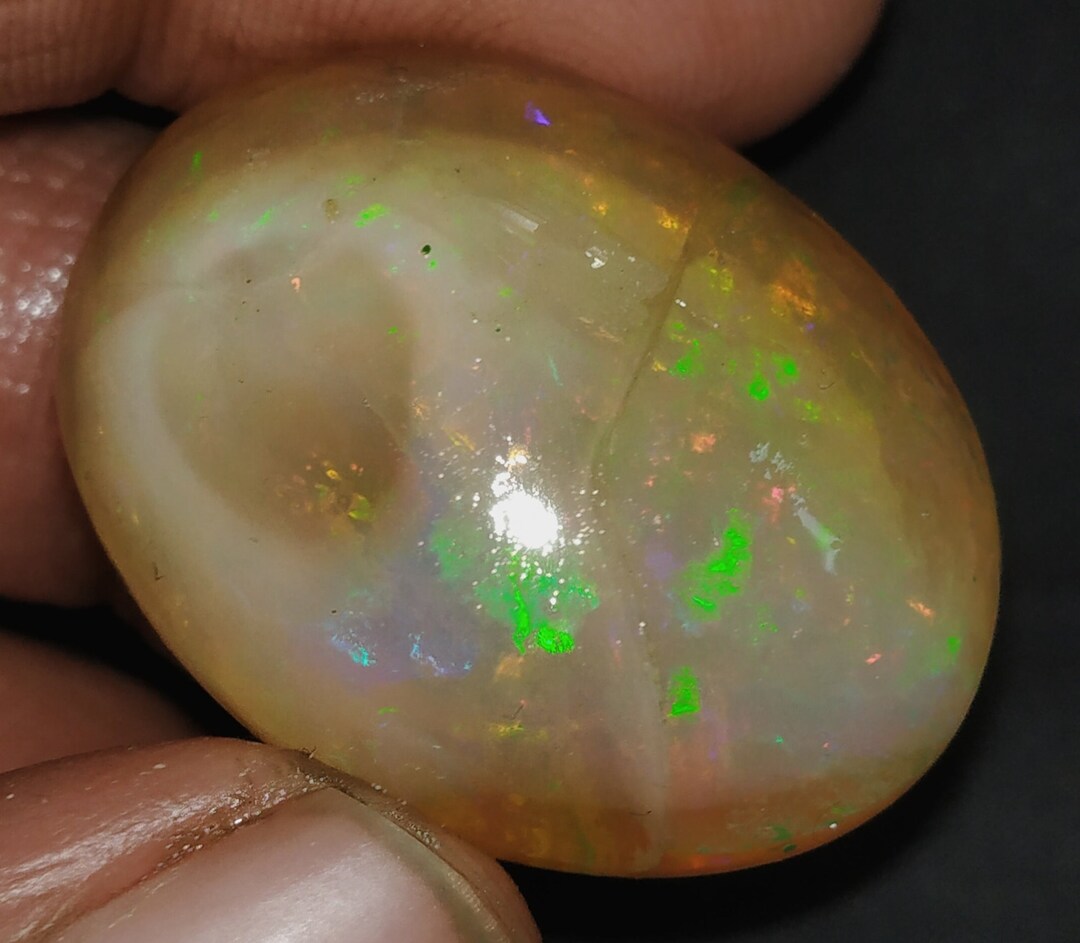 38.30cts Large Oil Opal Ethiopian Crystal Opal Rare Garden Opal ...