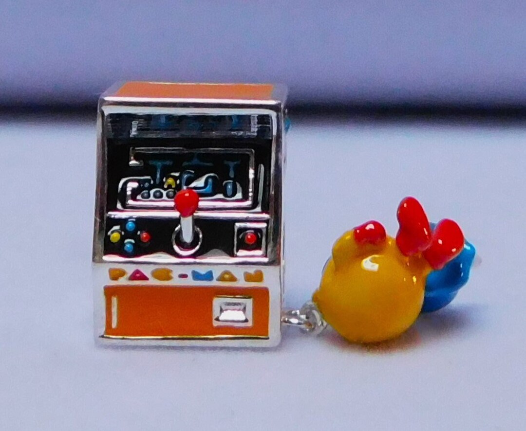 Well This Takes Me Back....a Super Tiny 3D Original Pac-man Game Charm ...