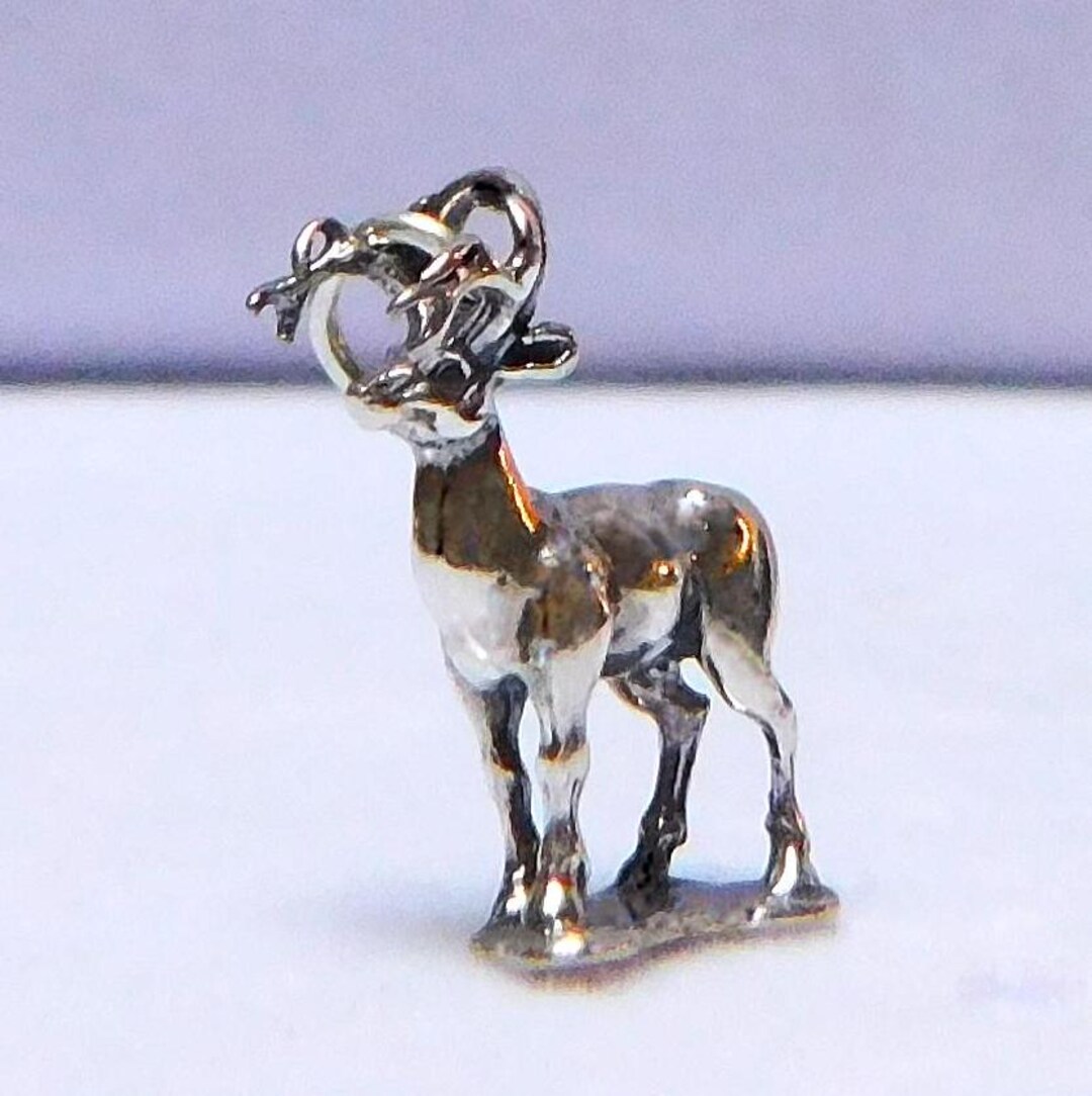 Tiny Sterling Silver 8 Point Buck Charm - Etsy