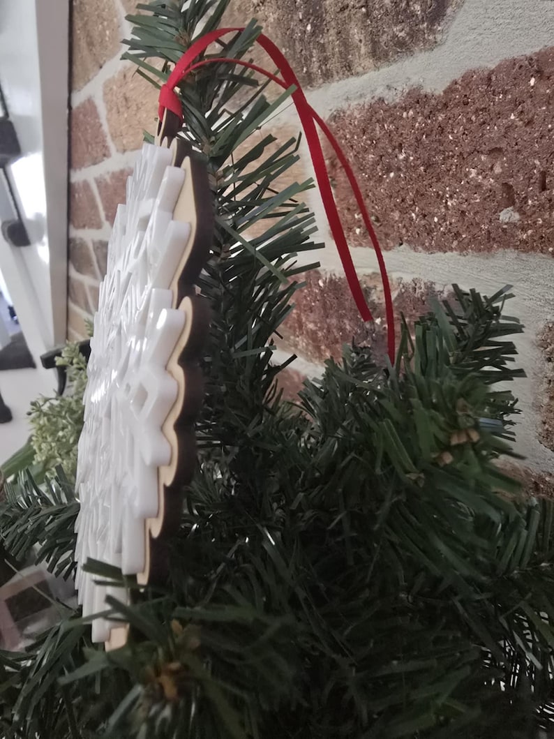 Personalized Family Names Snowflake Ornament | Acrylic Christmas Gift ...