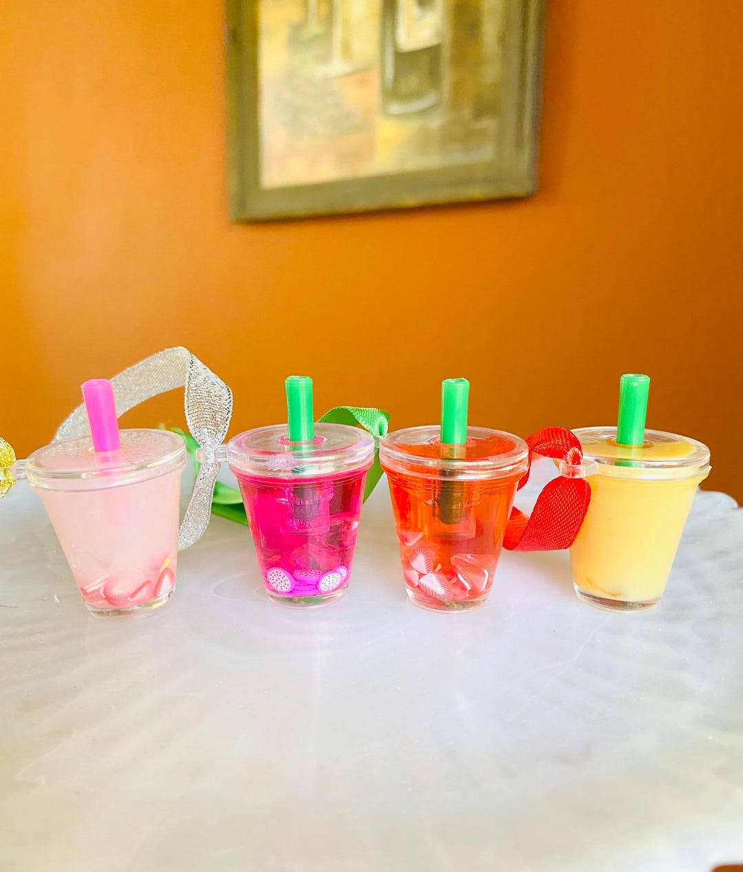 Mini Refresher Liquid Moving Coffee Ornament, Iced Coffee Shaker ...