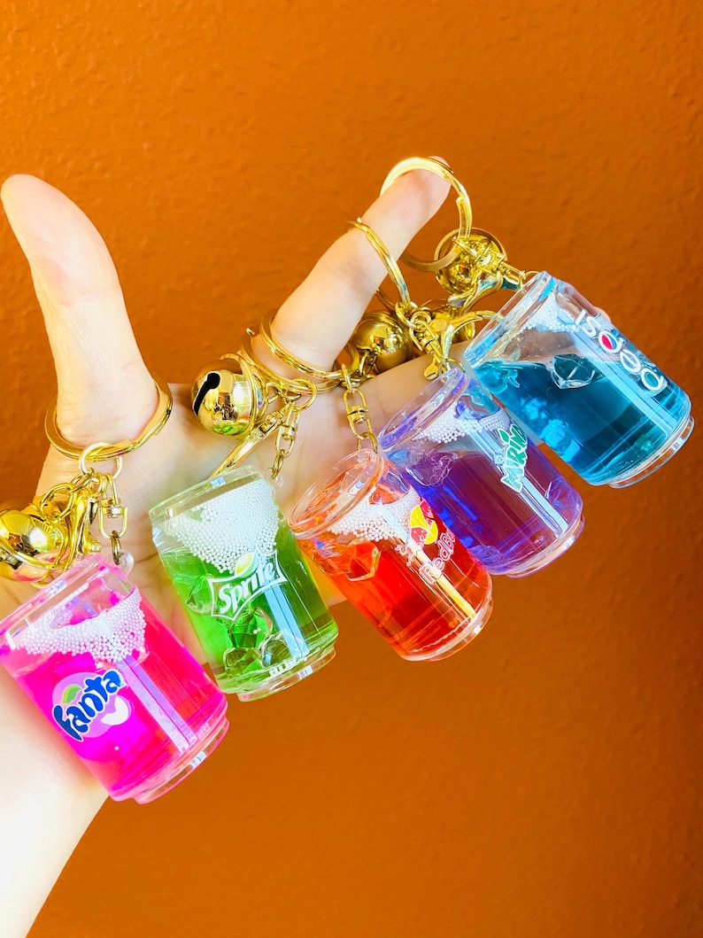 Large Liquid Moving Soda Can Keychain, 2” Christmas Ornaments, Party ...