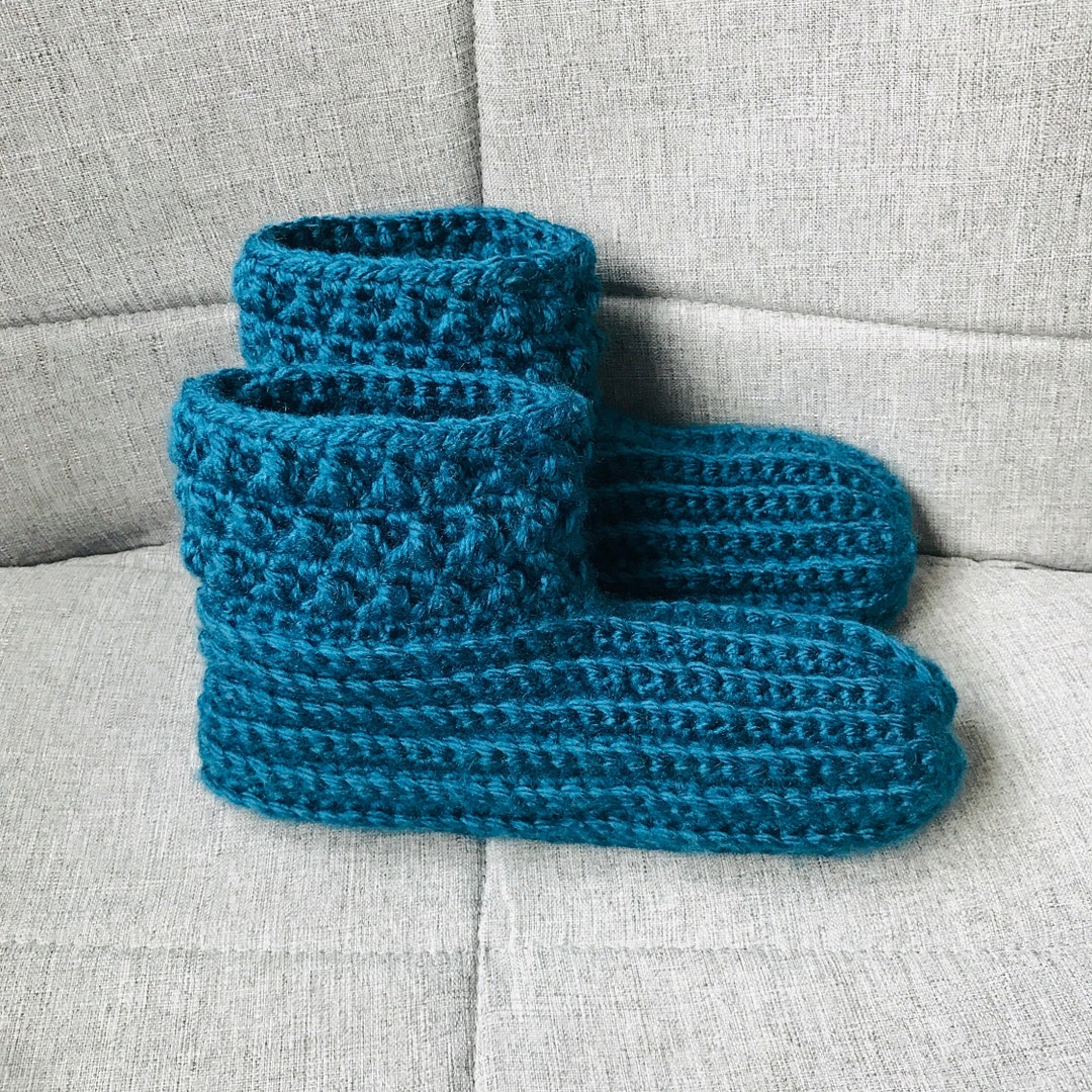Simple Slippers Crochet Pattern, Crochet Slippers Pattern, Winter ...