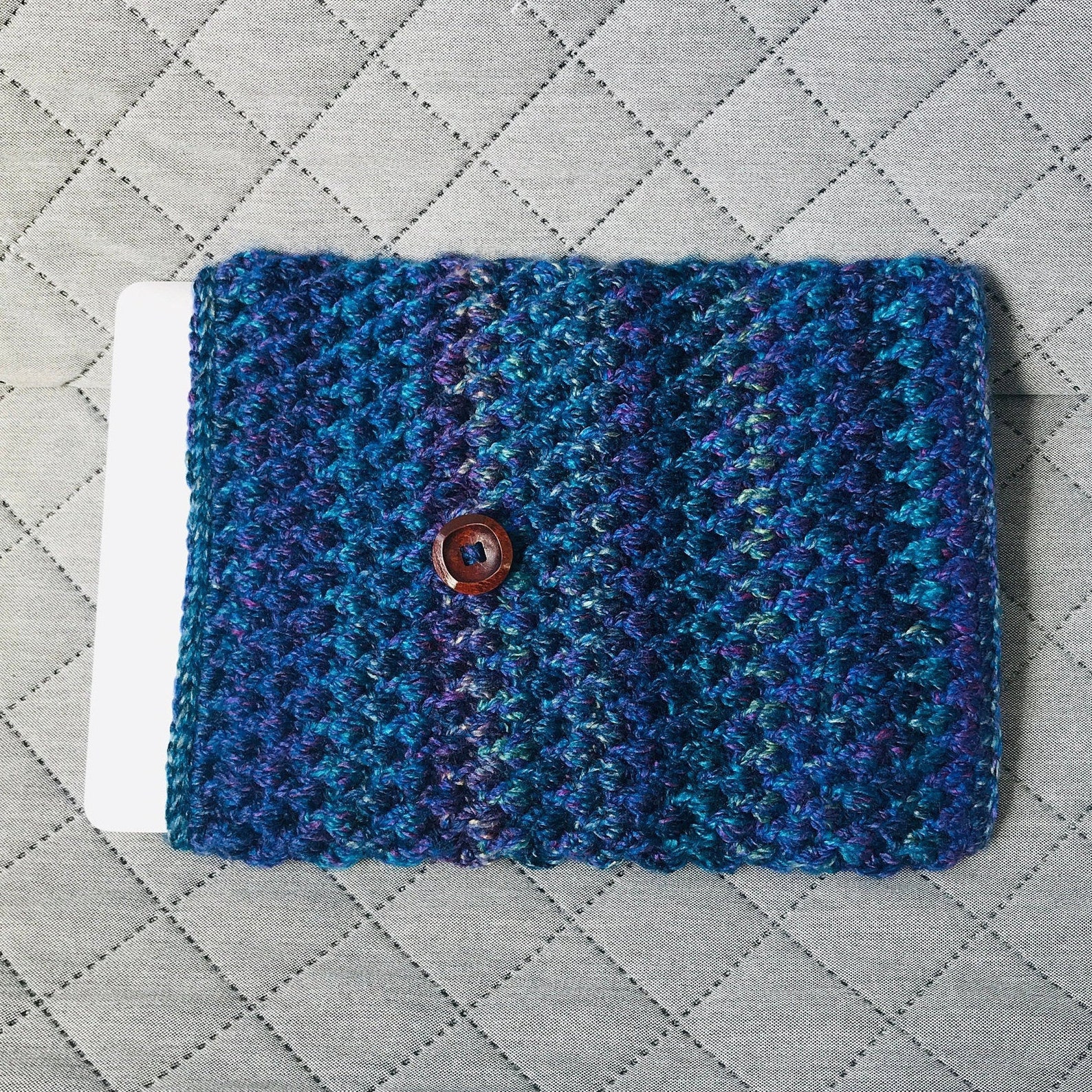 Laptop Case Crochet Pattern, Crochet Laptop Bag With Wood Button, Easy ...