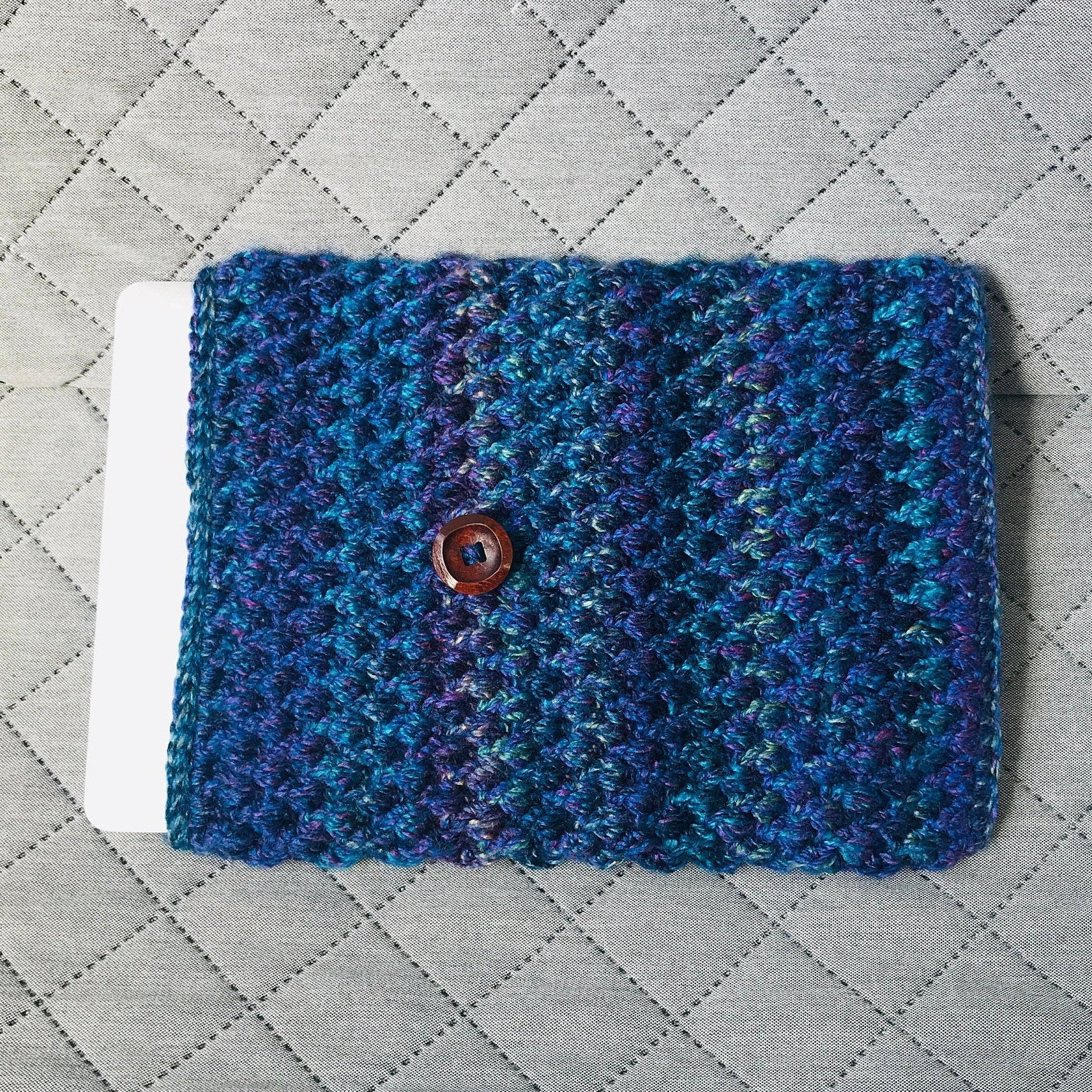Laptop Case Crochet Pattern, Crochet Laptop Bag With Wood Button, Easy ...
