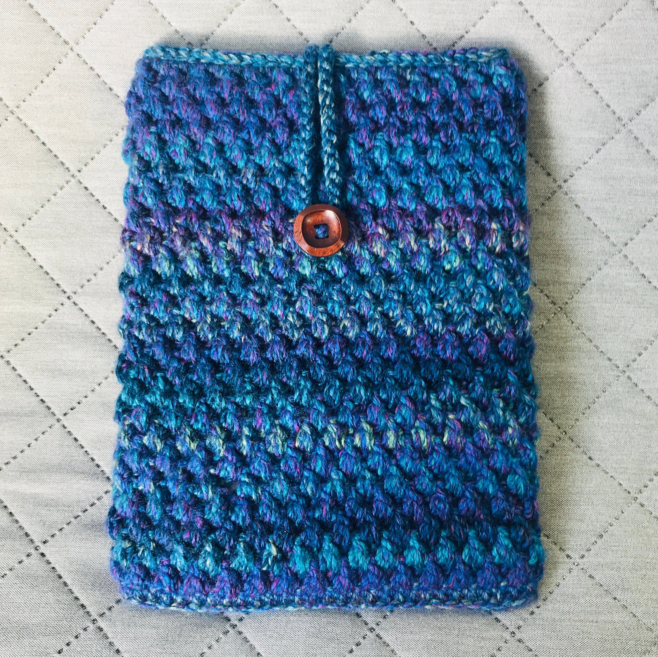 Laptop Case Crochet Pattern, Crochet Laptop Bag With Wood Button, Easy ...