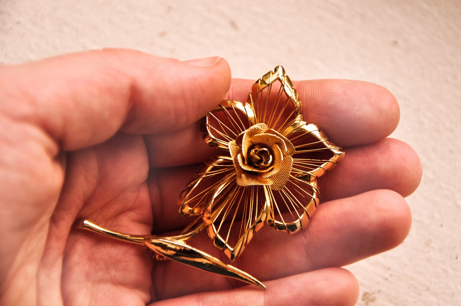 Golden Flower Pin Vintage, Brooks Jewelry, Gold Tone Brooch, Floral ...