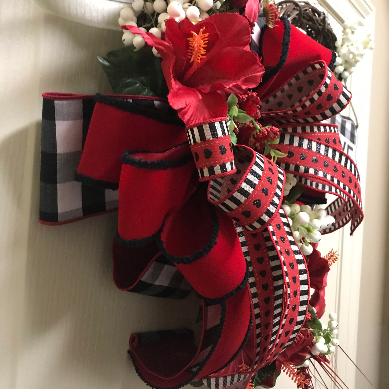 Wreath on a Heart Shaped Grapevine Adorned With Coordinating Ribbon Bow ...