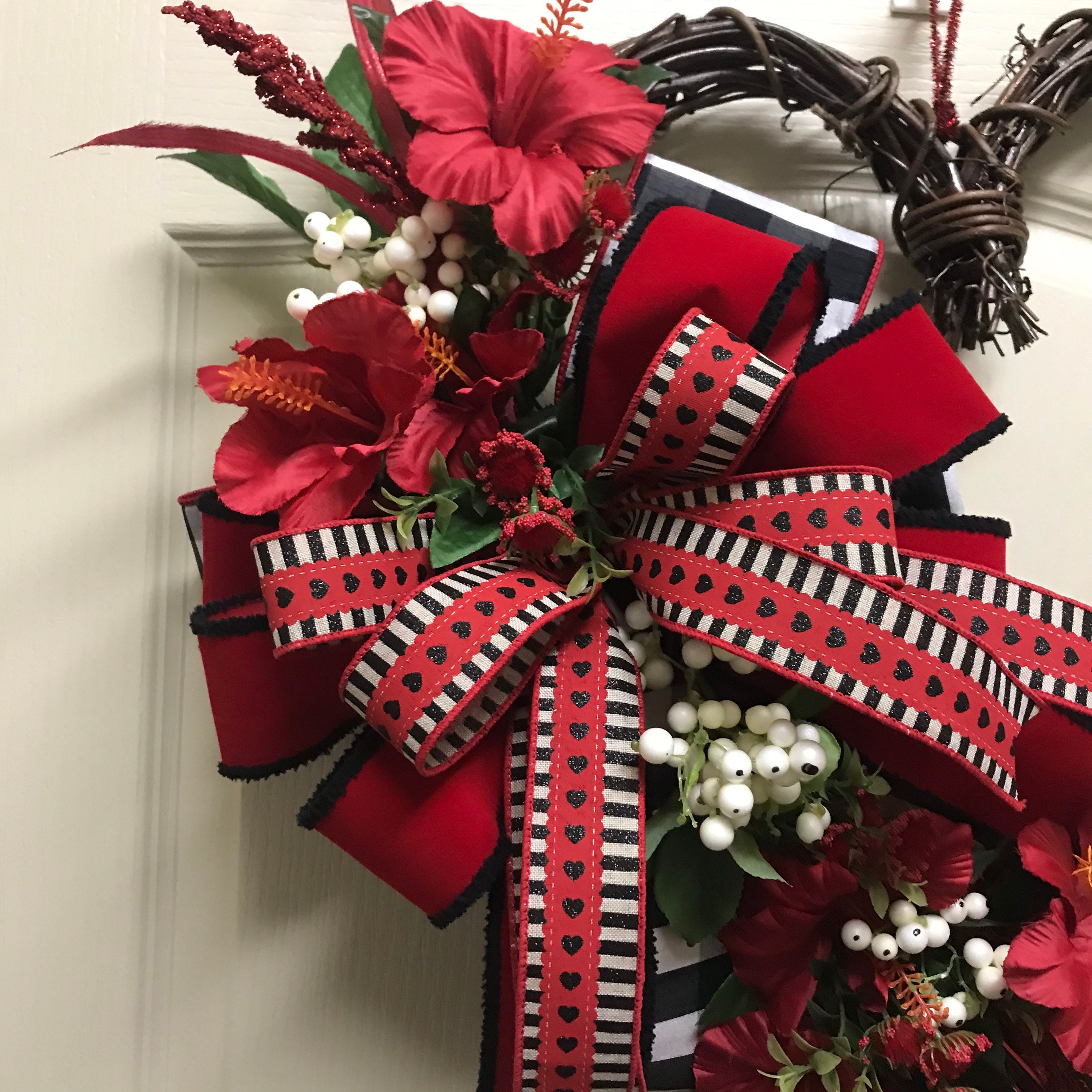 Wreath on a Heart Shaped Grapevine Adorned With Coordinating Ribbon Bow ...