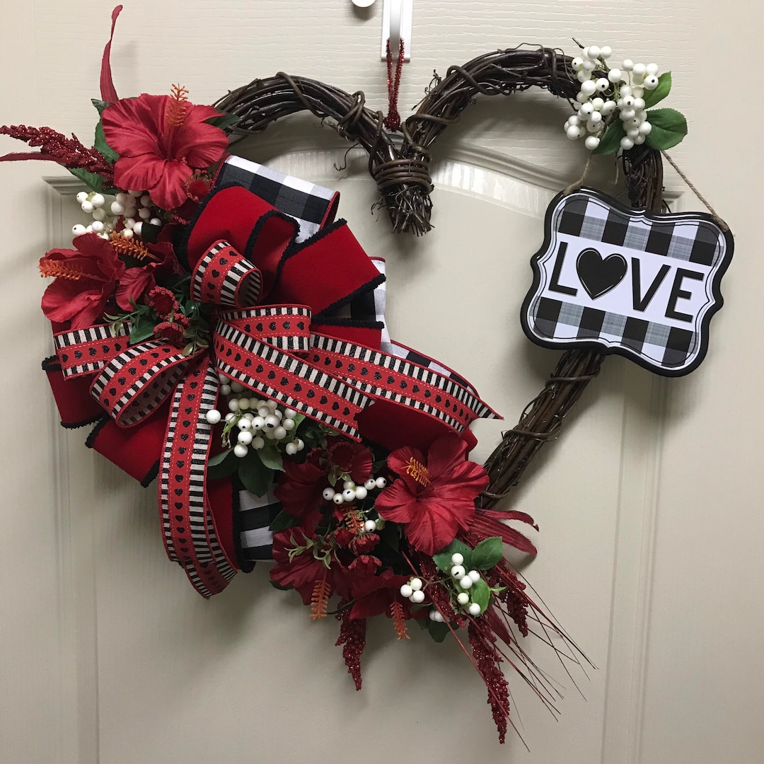 Wreath on a Heart Shaped Grapevine Adorned With Coordinating Ribbon Bow ...