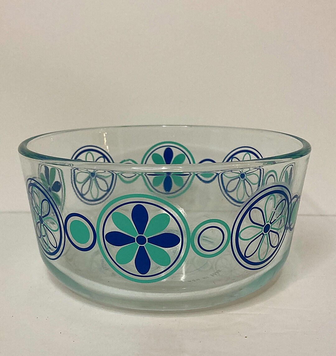Pyrex 1980s Turquoise Blue Pinwheel Medallion Design Vintage Mixing ...