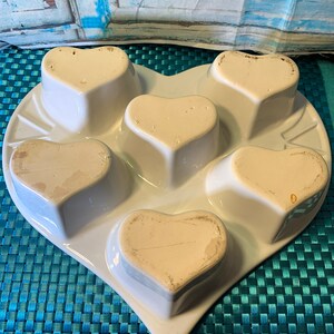 Heart Shaped Muffins- Ceramic Stoneware Muffin Baking Dish in Excellent ...