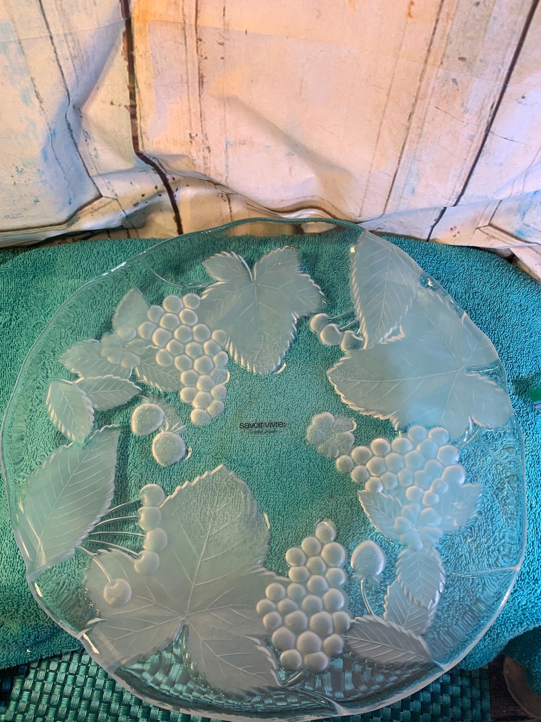 Gorgeous Grape Themed Etched Into a 13” Crystal Platter Vintage Hors D ...