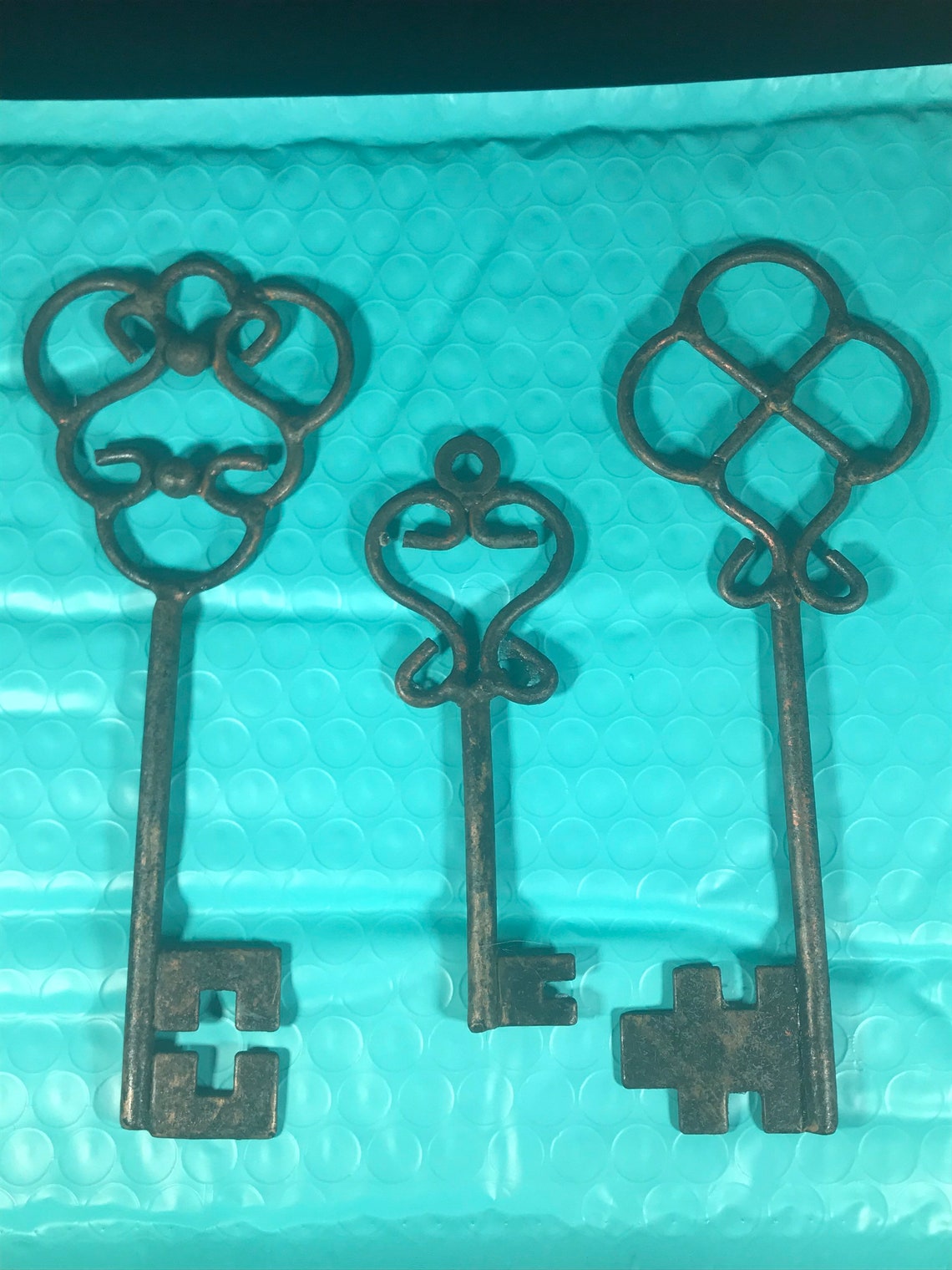 Skeleton Keys Wall Decor Choose your Set | Etsy