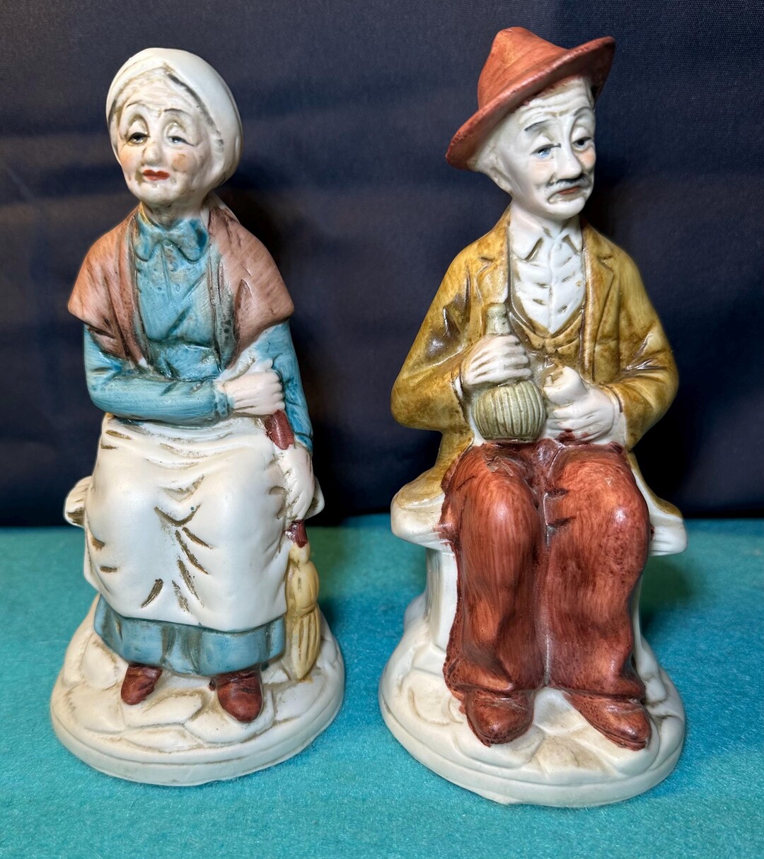 Elderly Couple Figurines, Old Man and Old Woman Figurines, Farmhouse ...