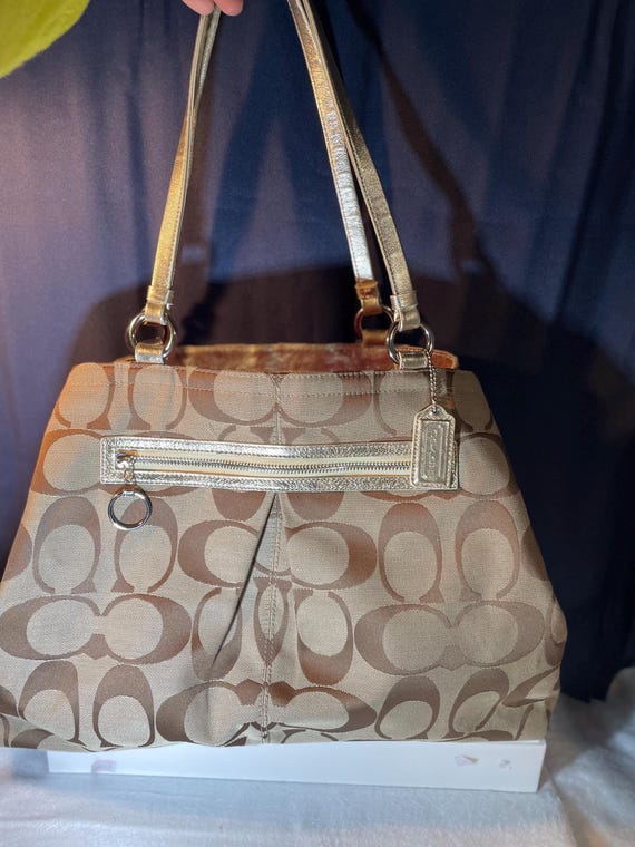 Genuine Coach Signature Series Gabby Shopper Canvas S… - Gem
