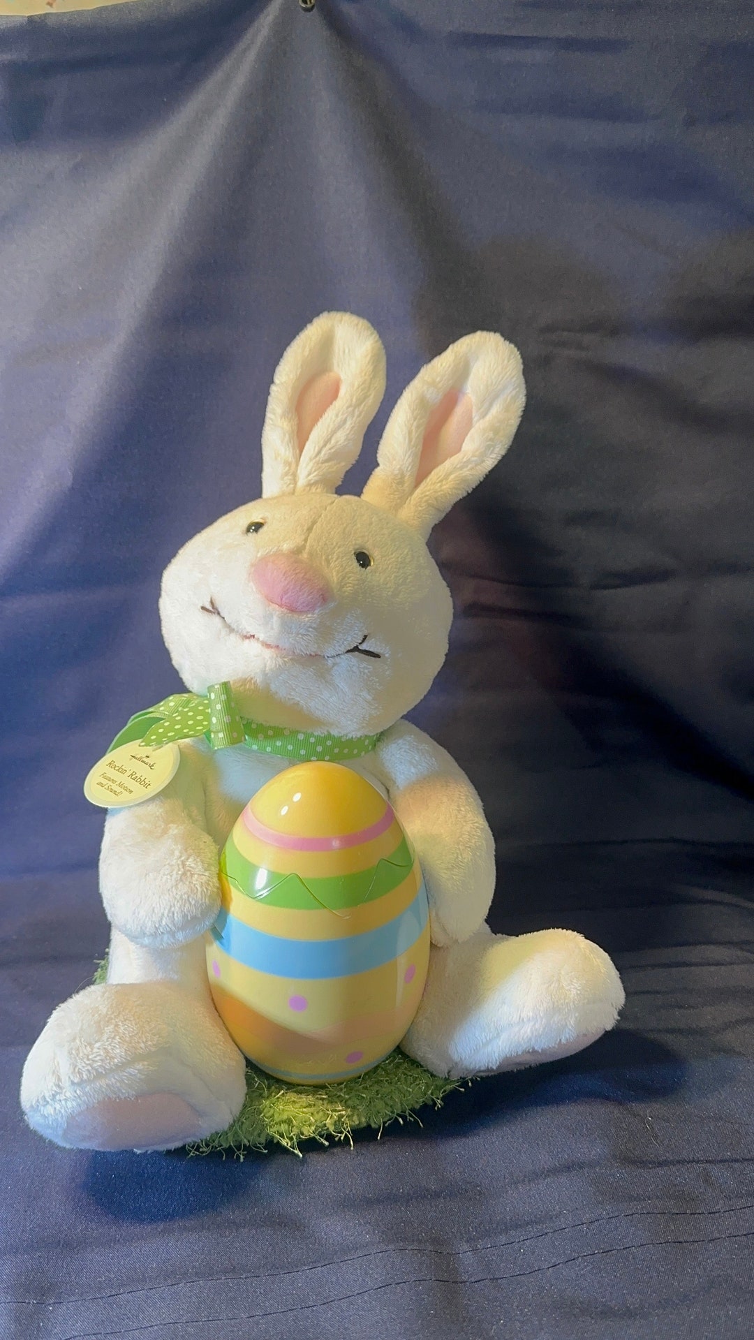 Rockin Rabbit Singing Musical Rabbit and Chick by Hallmark - Etsy