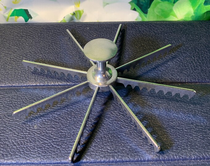 Pie/cake Divider- Eight Slice Metal Cake or Pie Slicer 9” Diameter NEW ...