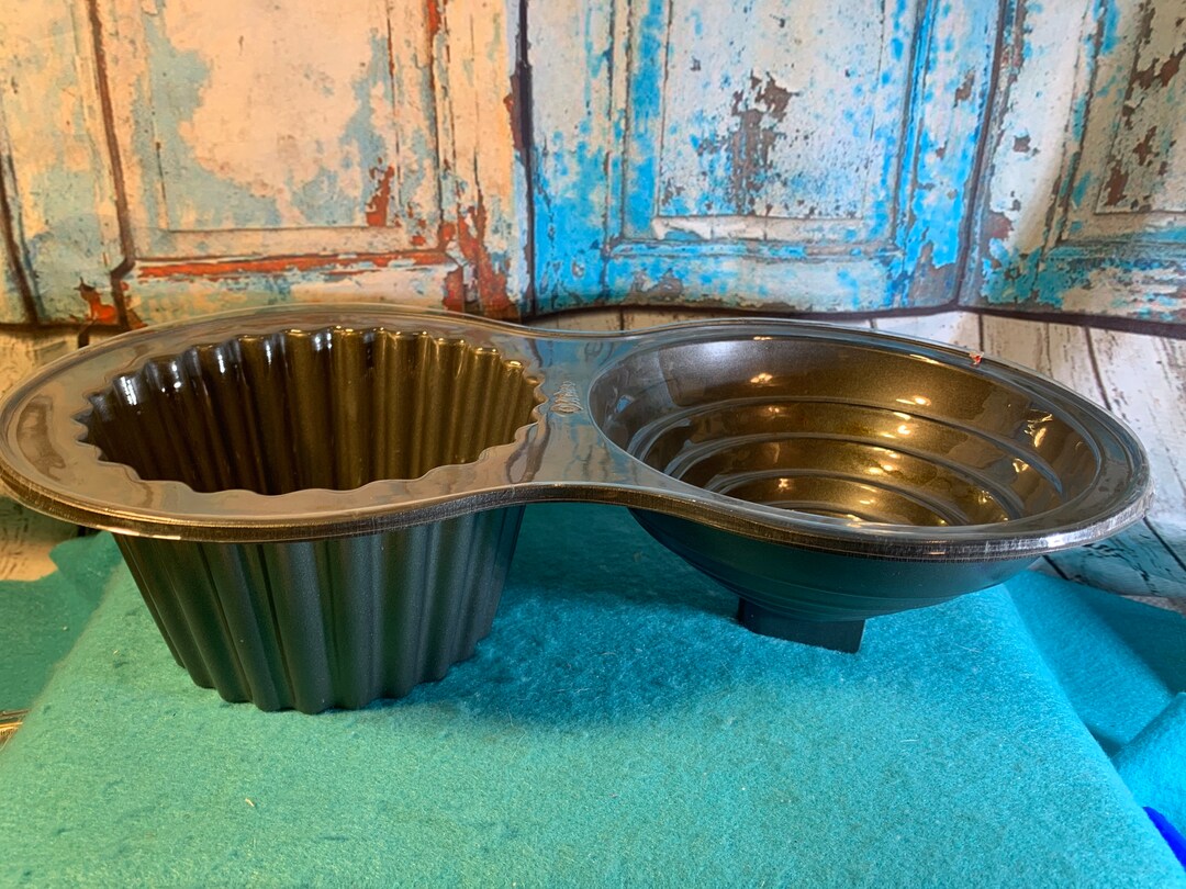 Wilson Double Sided Bundt Cale Pan Mold Giant Cupcake Mold Non-stick ...