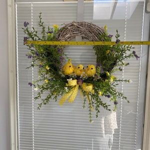 Spring Mini Wreath With Baby Chicks and Wildflowers, Compact Apartment ...