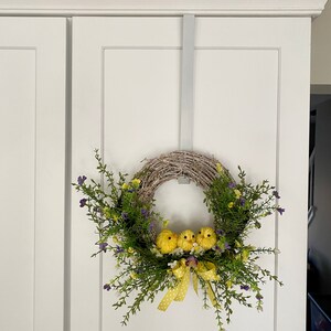 Spring Mini Wreath With Baby Chicks and Wildflowers, Compact Apartment ...