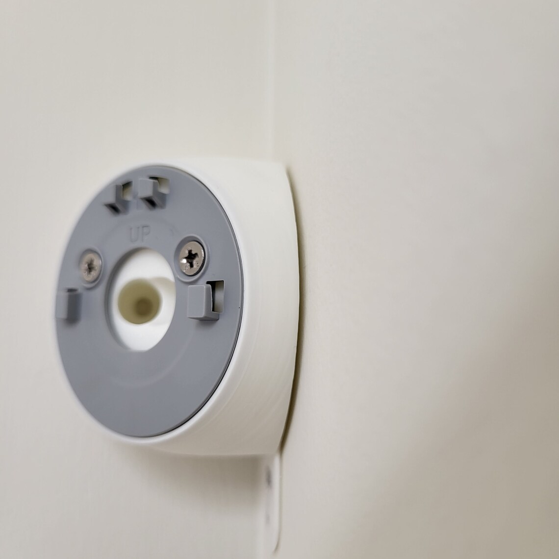 Wall Mount for Ring Indoor Compact Plug-in Cam (no Drill, No Damage to ...