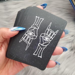 The Roast Iconic Oracle Deck by Marcella Kroll, 30 Card Deck With ...