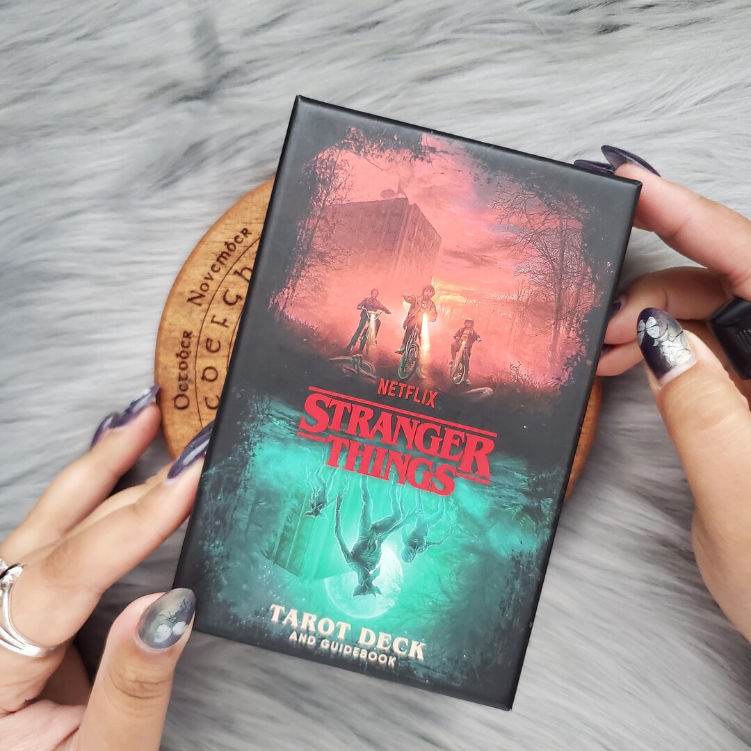 Netflix Stranger Things Tarot Deck and Guidebook by Insight Editions ...
