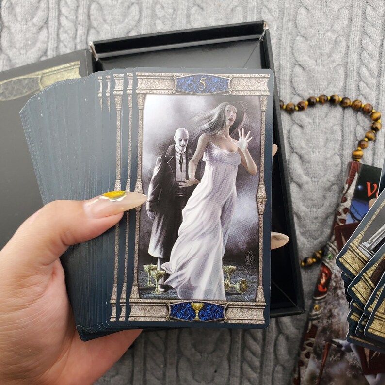 Vampires Tarot of the Eternal Night by Davide Corsi, 78 Card Tarot Deck ...