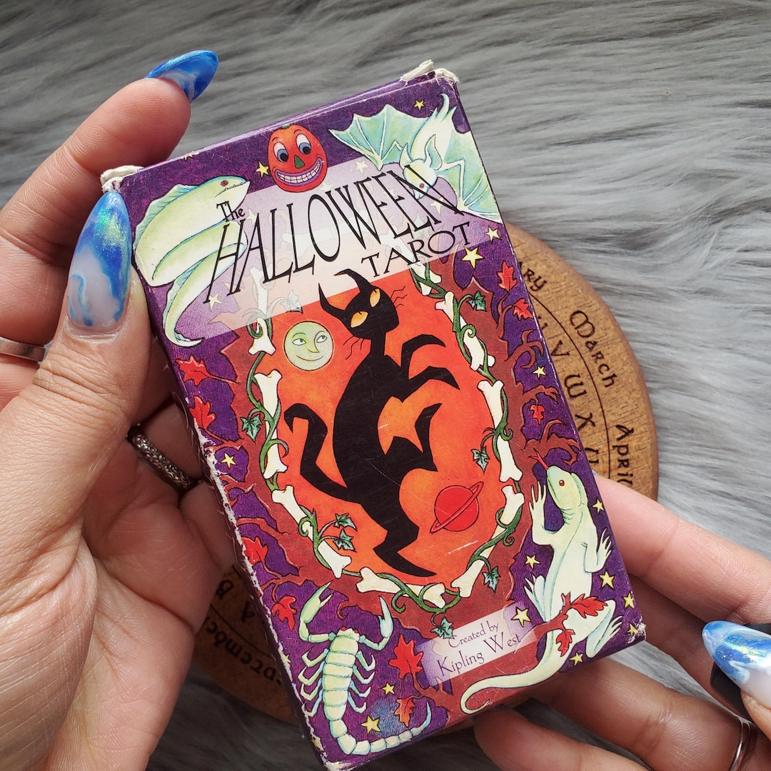 The Halloween Tarot by Kipling West, 78 Card Tarot Deck With Little ...