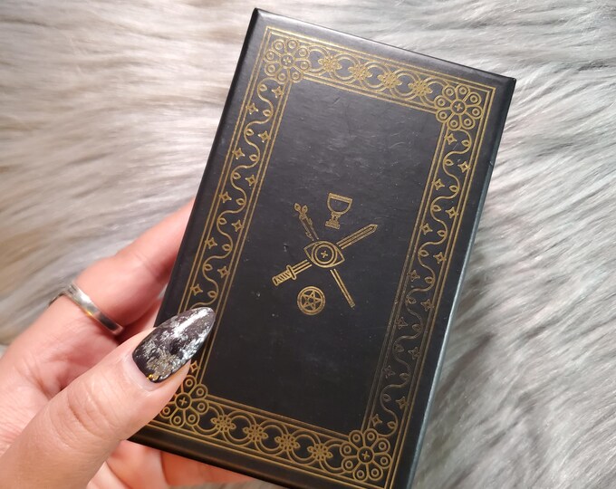 Golden Thread Tarot by Tina Gong, 78 Card Tarot Deck With Original Box ...