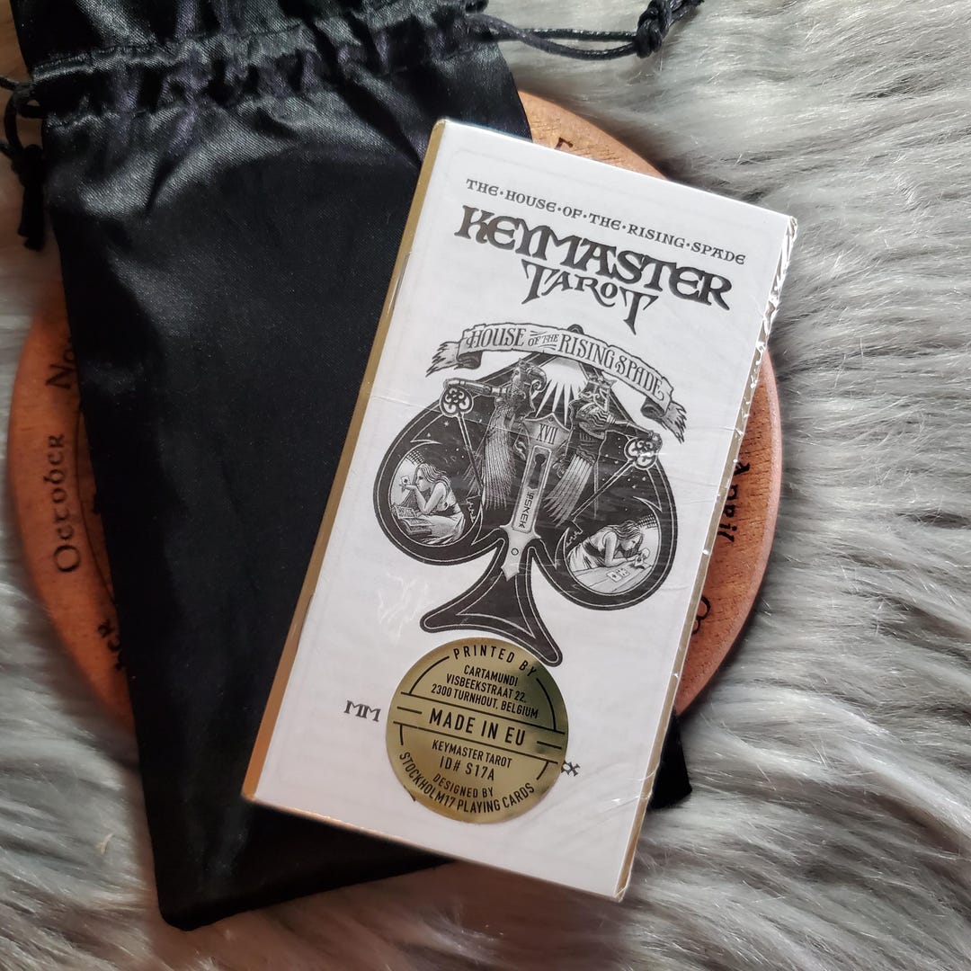 Keymaster Tarot, 78 Card Tarot Deck With Companion Guidebook and Bag ...