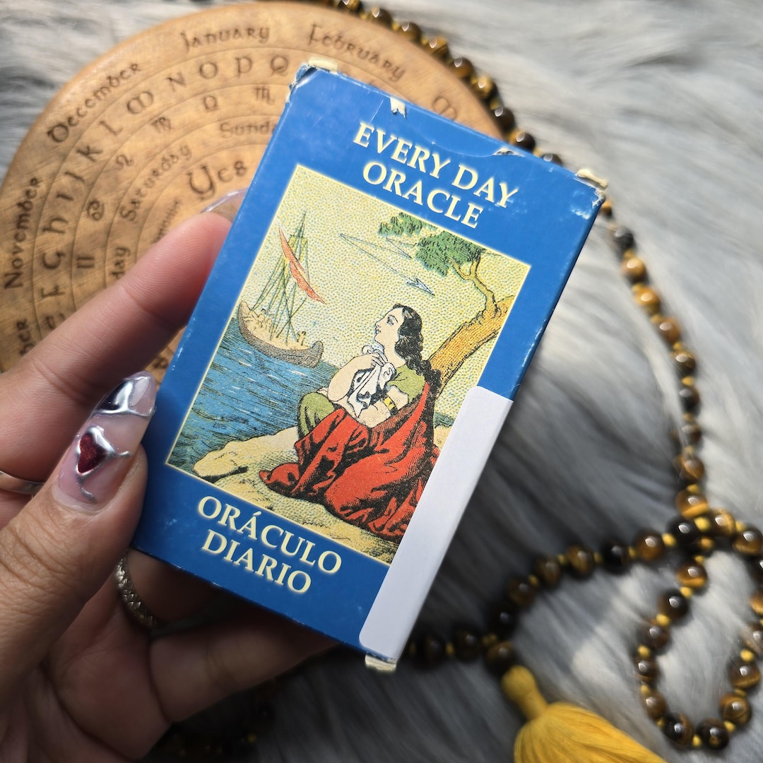 Every Day Oracle, 52 Card Oracle Deck With Little White Book and Box ...