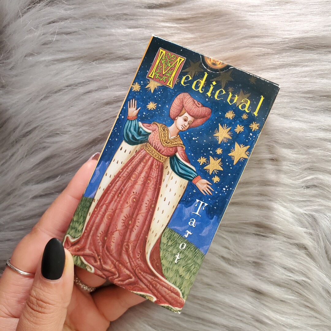 Medieval Tarot by Pietro Alligo, 78 Card Tarot Deck With Little White ...