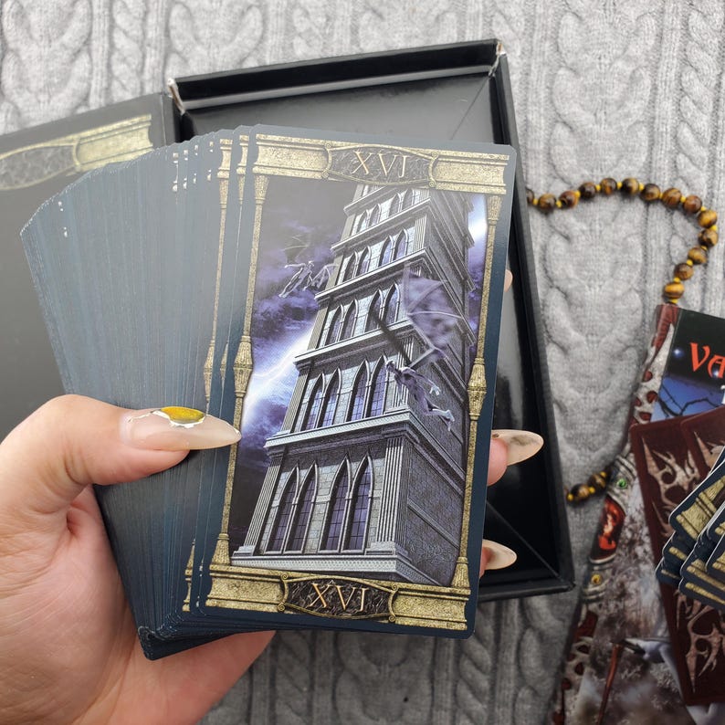 Vampires Tarot of the Eternal Night by Davide Corsi, 78 Card Tarot Deck ...