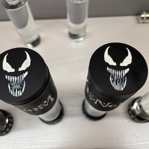Venom Symbiote Laboratory Capsule, Real Life Venom Vial Life Foundation Replica (spider-man ...