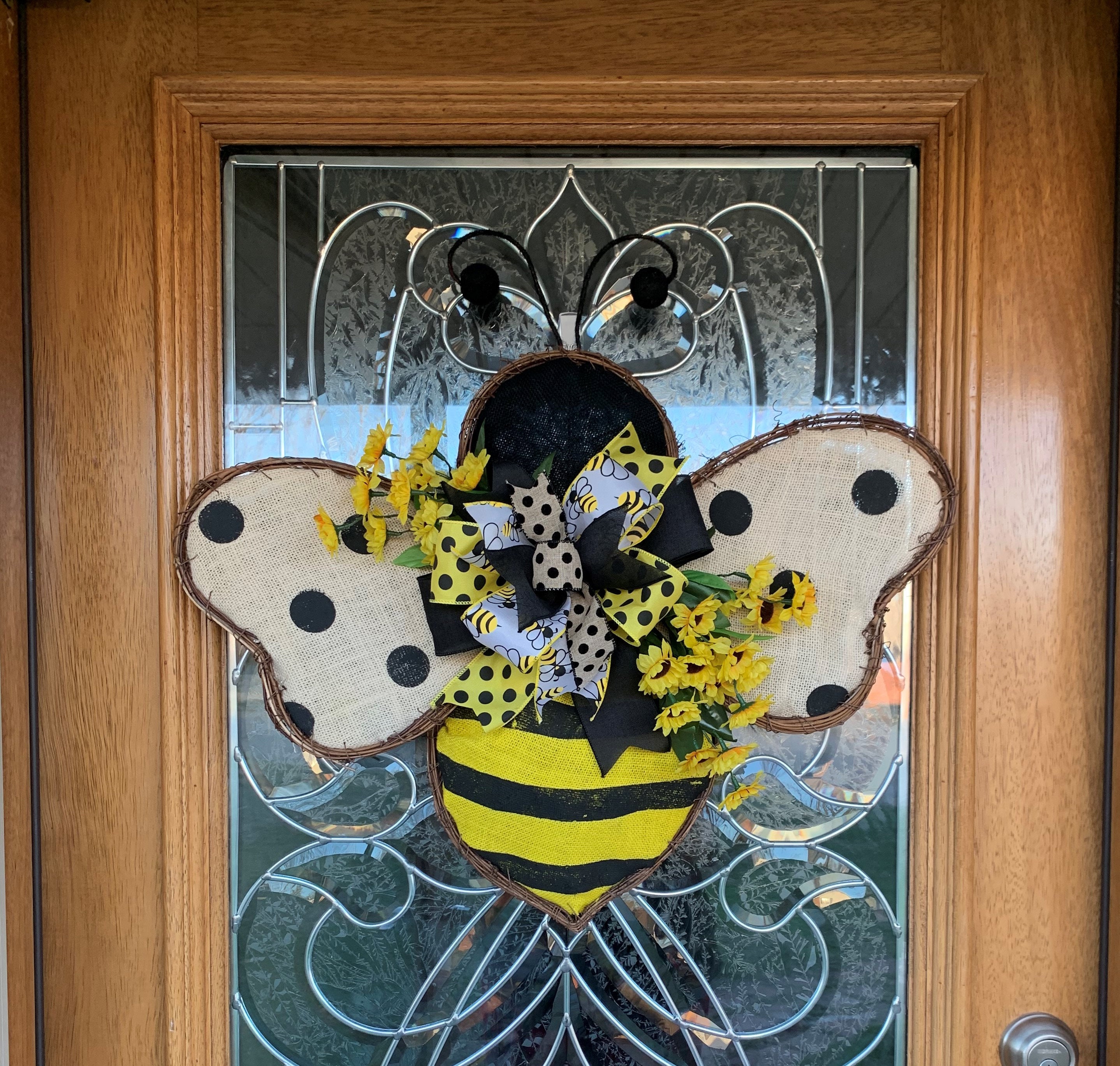 Bumble Bee Front Door Wreath, Bee Door Hanger, Summer Wreath - Etsy